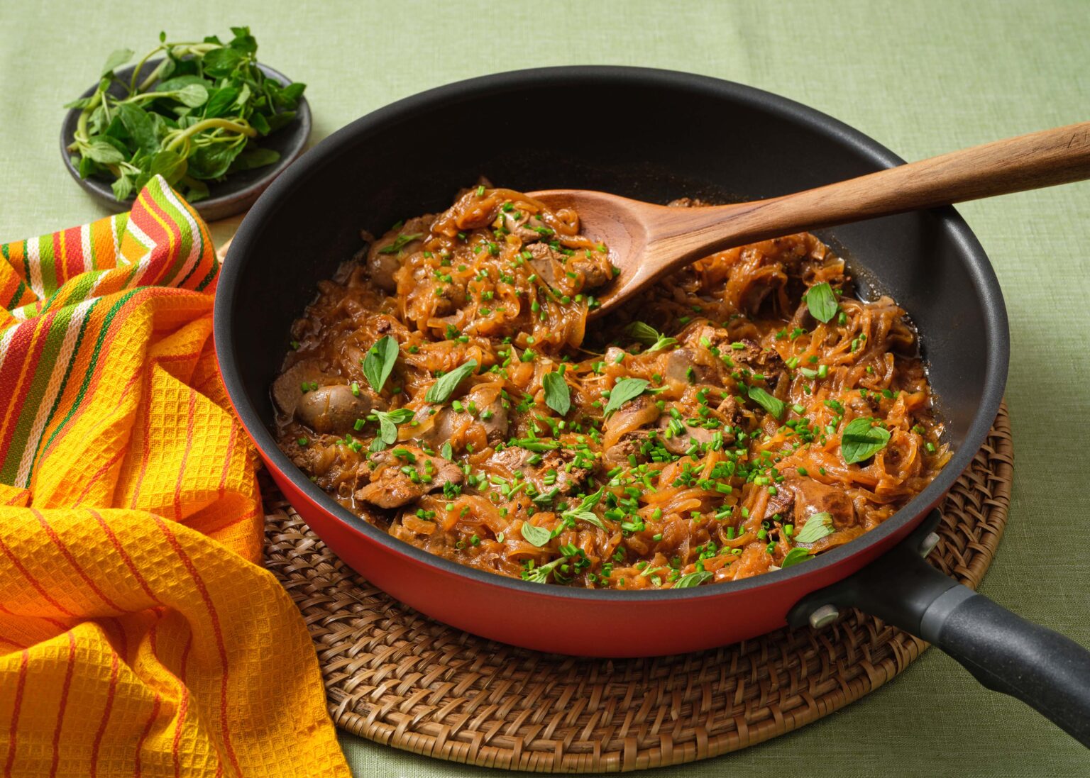 Higaditos Encebollados y Enchipotlados - Pati Jinich en Español