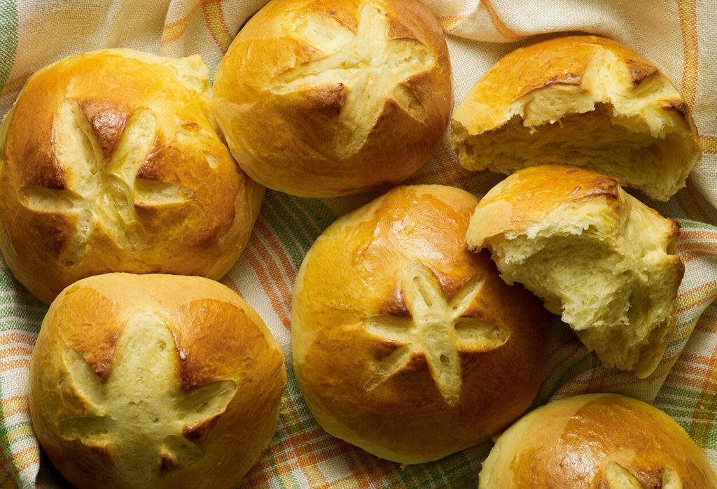 Pati Jinich » Pan de Yema